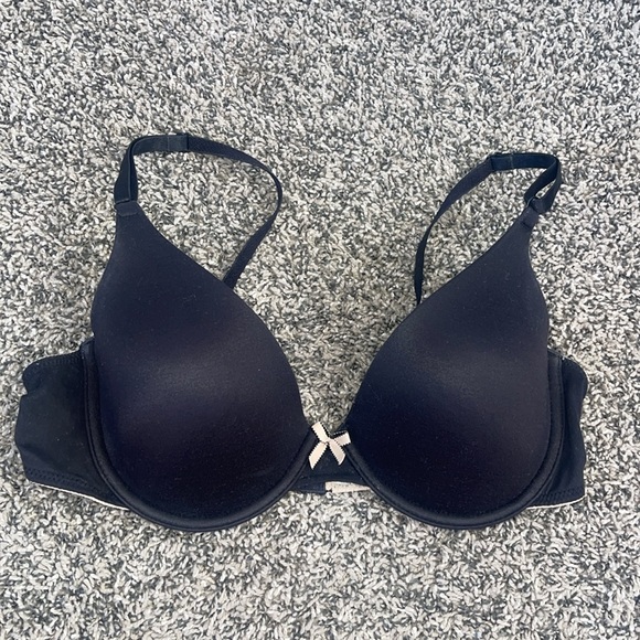 Maidenform | Intimates & Sleepwear | Maidenform Bra 36c With Flaws Cute ...